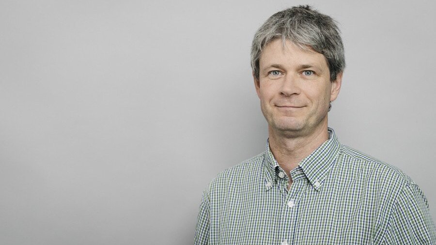 Biological Nanoimaging